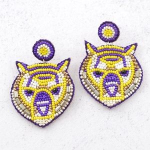 The Blush Magnolia | Jewelry | Purple And Gold Beaded Tiger Head ...